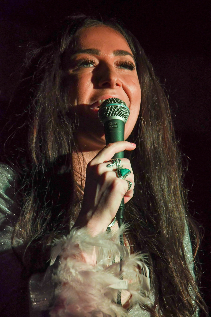 Sheyna Gee bei den Blazing Saddles – CountryHome