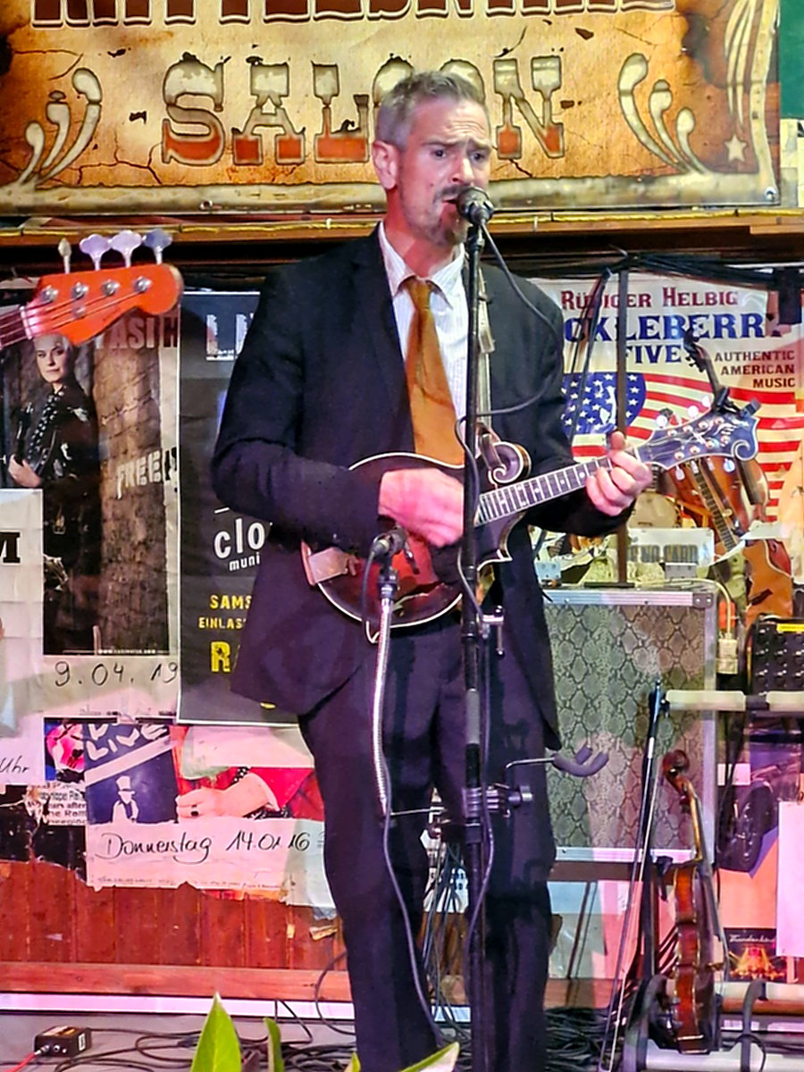 Grass Fusion im Rattlesnake Saloon – CountryHome